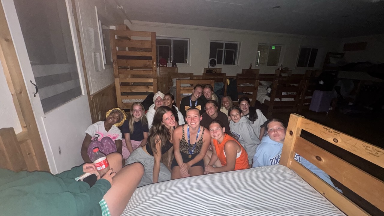 EMMAUS CHEERLEADING – #GetStung
