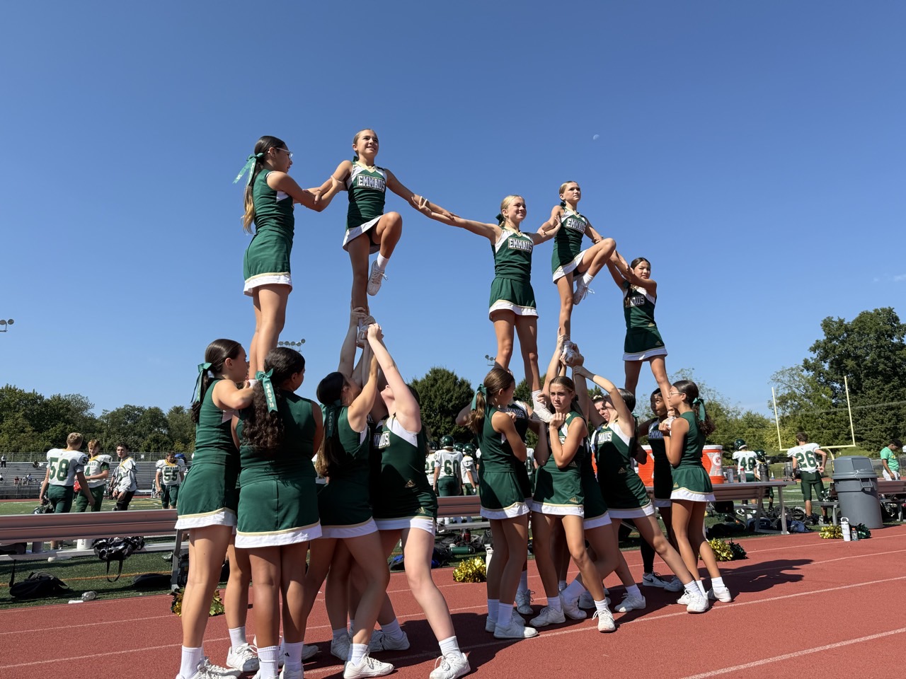 EMMAUS CHEERLEADING – #GetStung